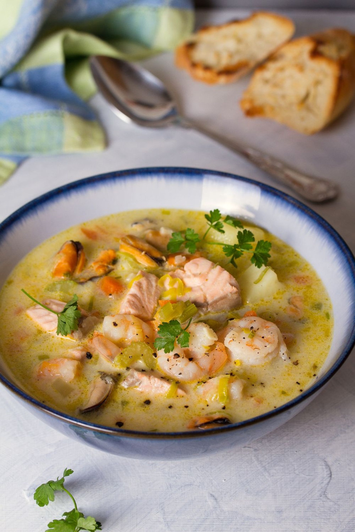 Soothing Fish Chowder Recipe: Ina Garten's Heartwarming Bowl - Worth ...