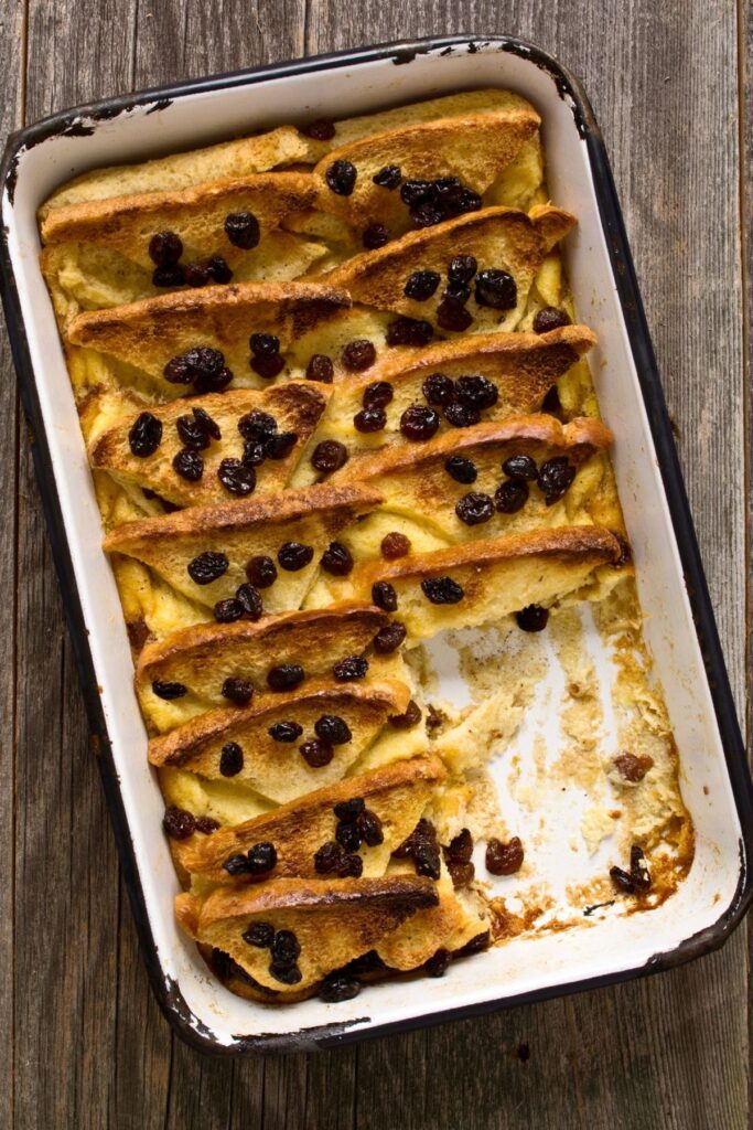 Quick & Easy Jamie Oliver Bread Butter Pudding Recipe - Worth Pinning