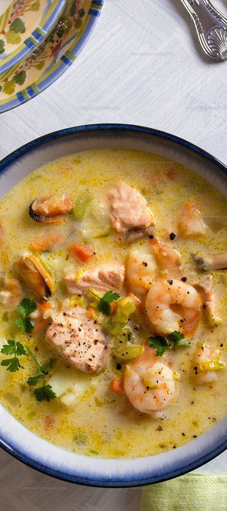 Soothing Fish Chowder Recipe: Ina Garten's Heartwarming Bowl - Worth ...