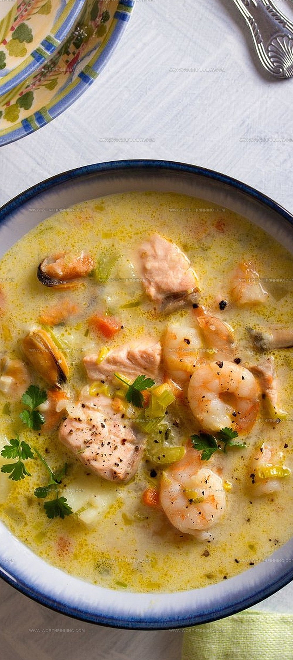 Soothing Fish Chowder Recipe: Ina Garten's Heartwarming Bowl - Worth ...