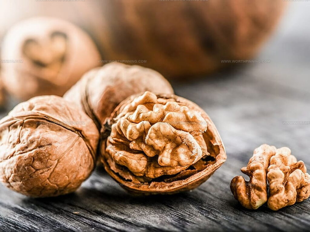 What Do Nuts Taste Like? The Deep Dive into Nutty Flavors - Worth Pinning